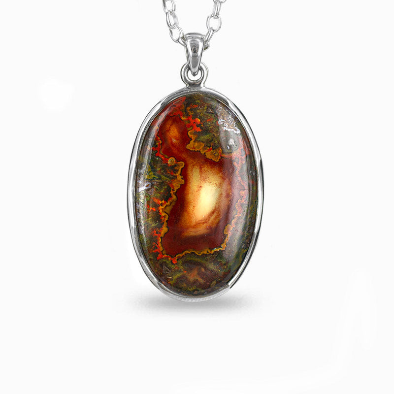 Moroccan Seam Agate: Significance and Characteristics | Made in Earth AU